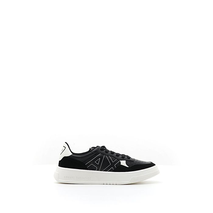SNEAKERS ENGLISH